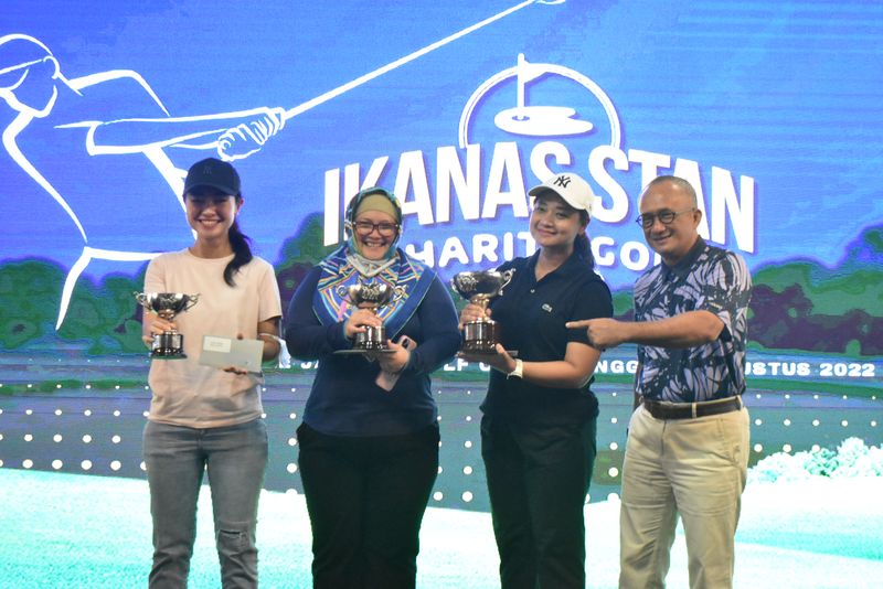 IKANAS STAN Charity Golf Beri Donasi Rp125 Juta – GOLFJOY
