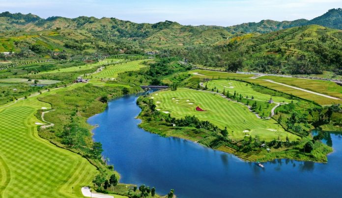Parahyangan Golf Bandung Kembali Raih Penghargaan Indonesia’s Best ...