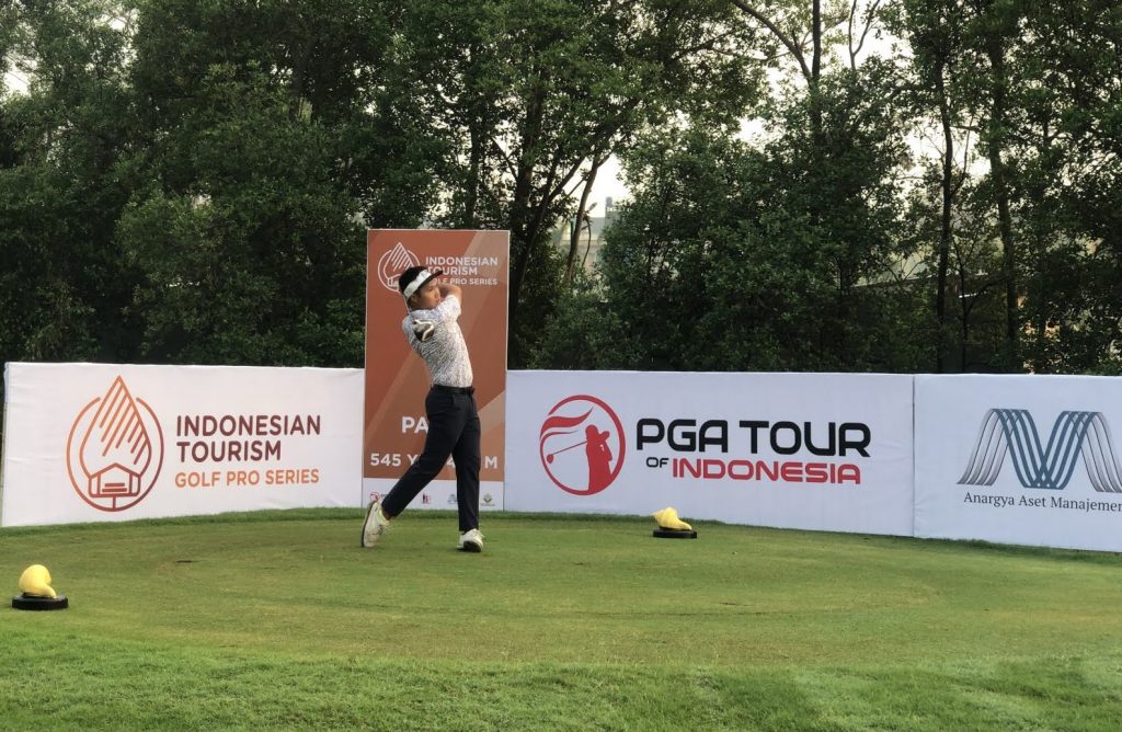 Kentaro Nanayama, Danny Masrin Pimpin Indonesian Tourism Golf Pro Series 9 – GOLFJOY