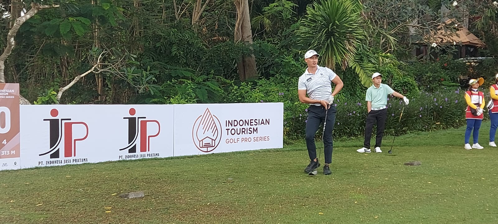 Indonesian Tourism Golf Pro Series 13: Jowi & Joshua Pimpin dengan Even ...