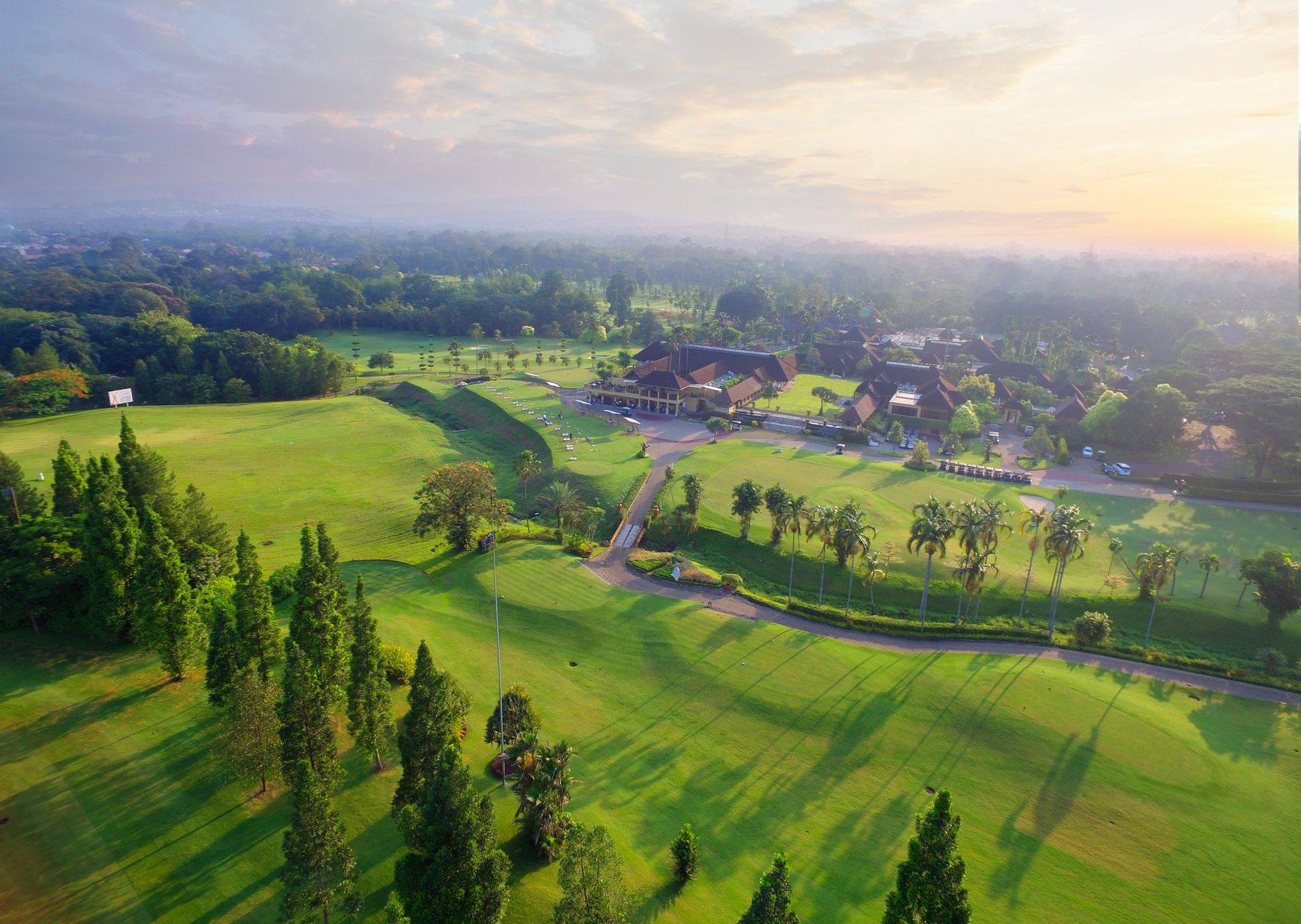 Klub Golf Bogor Raya, Lapangan Indah Alami dengan Fasilitas Lengkap ...
