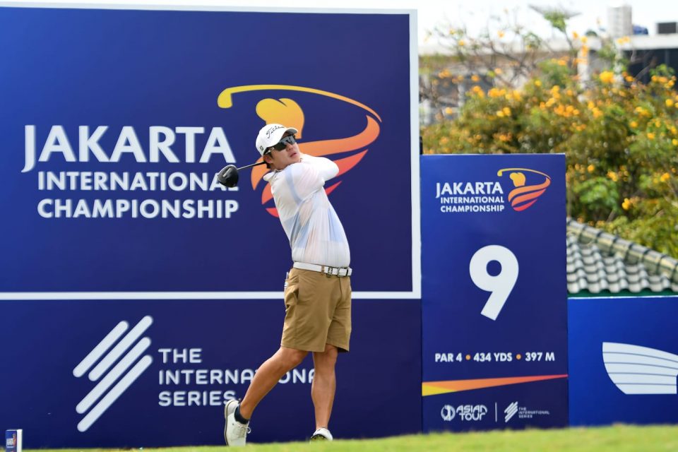 Suteepat Dominasi Putaran 1 Jakarta International Championship 2025 – GOLFJOY